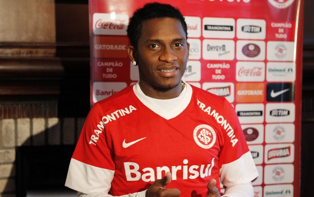 Fechado com o Cruzeiro: Willians é o novo reforço da Raposa para 2015